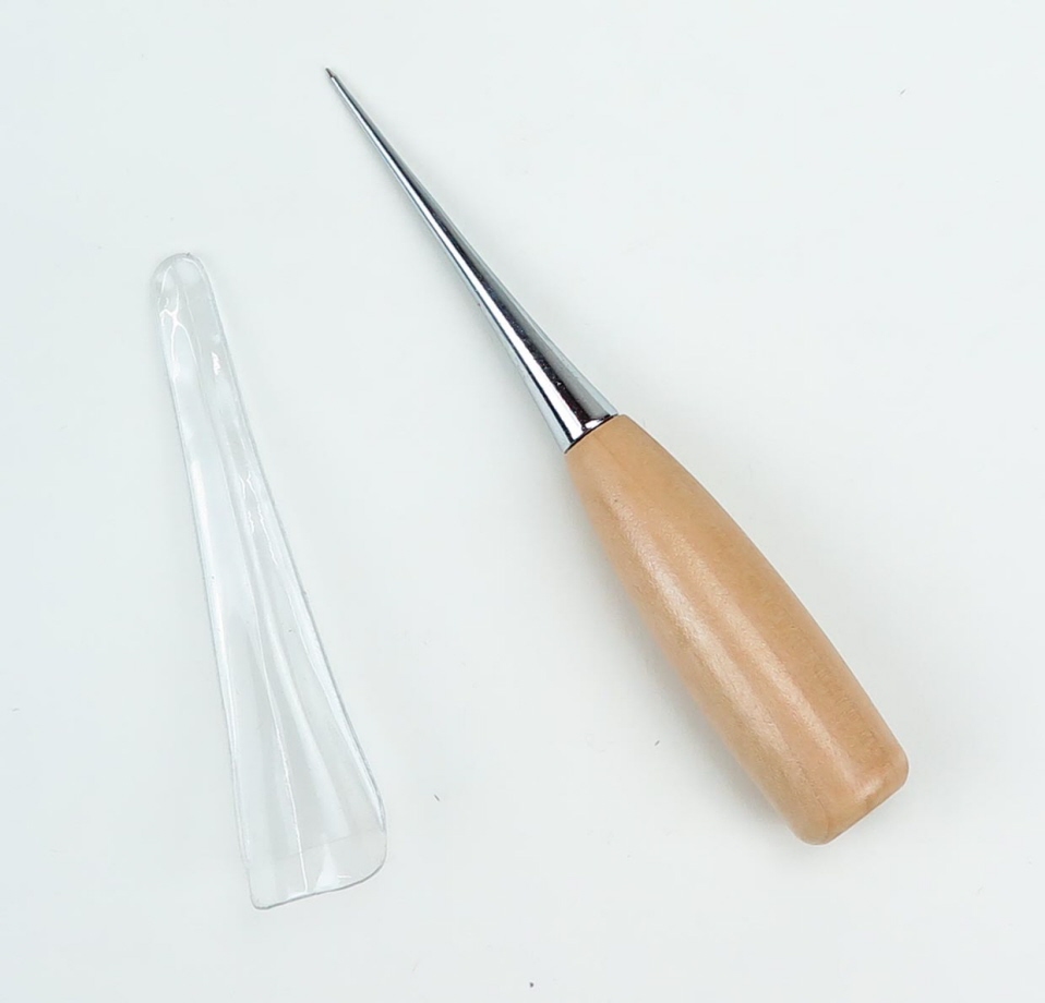 Awl with wooden grip, about 12 cm long, per pce. | awl-01