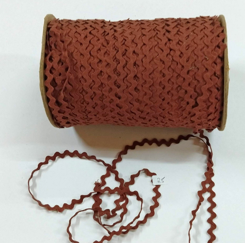 Ric-rac, cotton, old, soft, brown, per 10 meters | zz-25